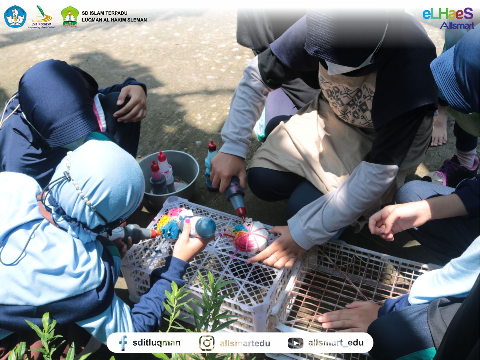 Workshop Ecoprint dan Shibori Kelas V - SIT MULIA